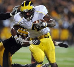 No. 12 Iowa remains unbeaten, tops Michigan 30-28