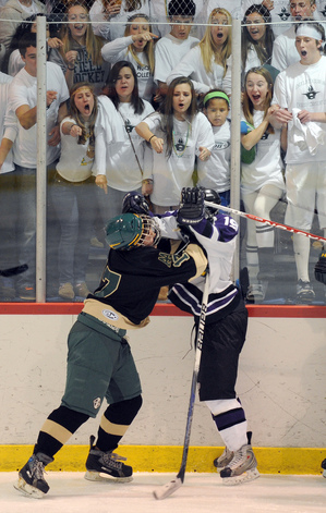 Huron hockey ends losing skid with 5-0 win over Pioneer