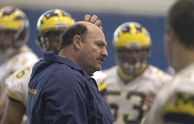Former Michigan assistant Steve Stripling takes over at CMU, more links