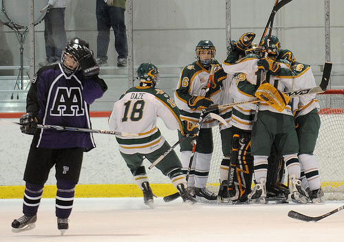 Patience paves way for Huron hockey's win over Pioneer