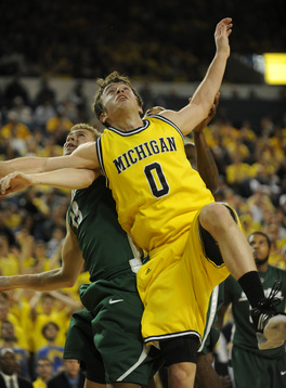 Michigan guard Zack Novak continues to fight through shooting struggles