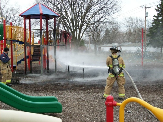 Fire closes playground structure in Ypsilanti Township