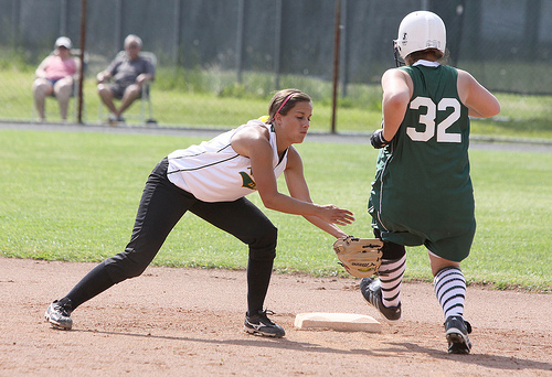 Kristy Arbour revisits mound, helps Huron softball sweep Father Gabriel ...