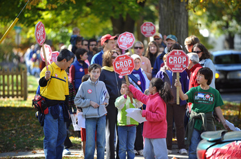 People of many faiths 'Ending Hunger One Step at a Time' through annual ...