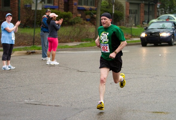 Barefoot runners, daddies, daughters (but no princesses) and more turn ...