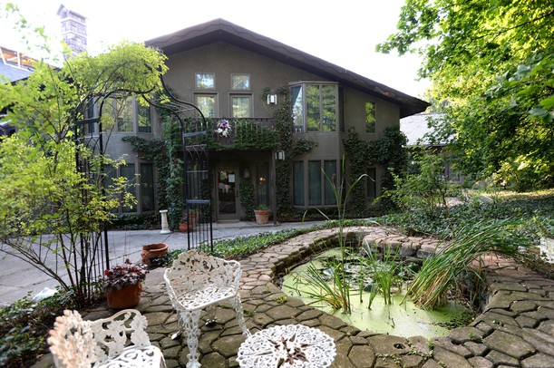 New owners of bed and breakfast on Washtenaw Avenue plan to overhaul ...