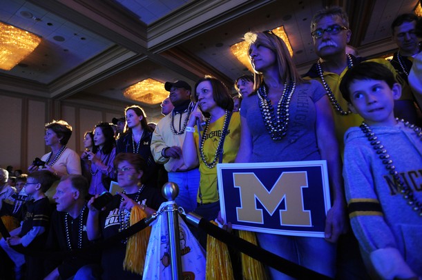 Michigan basketball pep rally at Atlanta hotel