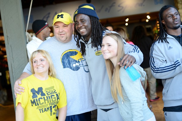 Images from University of Michigan football team pre-Outback Bowl ...
