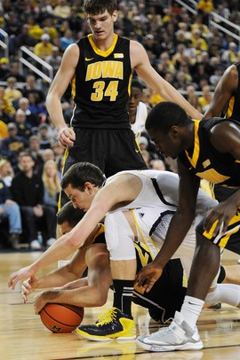 Images from No. 2 Michigan's 95-67 win over Iowa