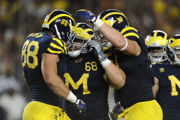 Images from Michigan's 35-31 comeback win over Notre Dame