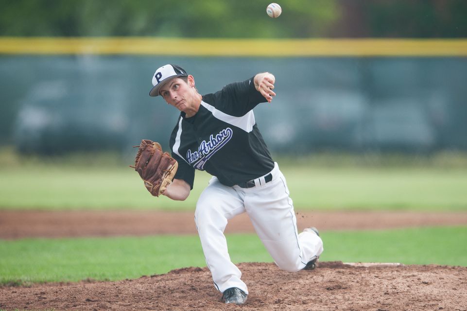 Skyline baseball opens district play with 8-1 win over Pioneer