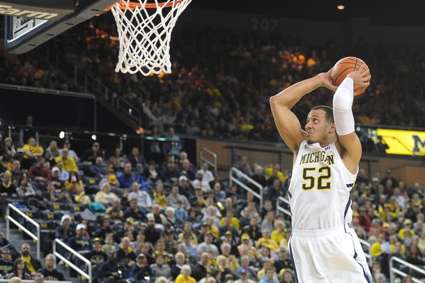 Images from No. 2 Michigan's 88-73 win over Central Michigan