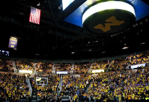 Near-capacity crowd packs Crisler Center to watch Michigan vs ...