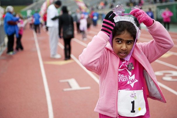Thousands take to the streets in 2012 Girls on the Run 5K in Ypsilanti