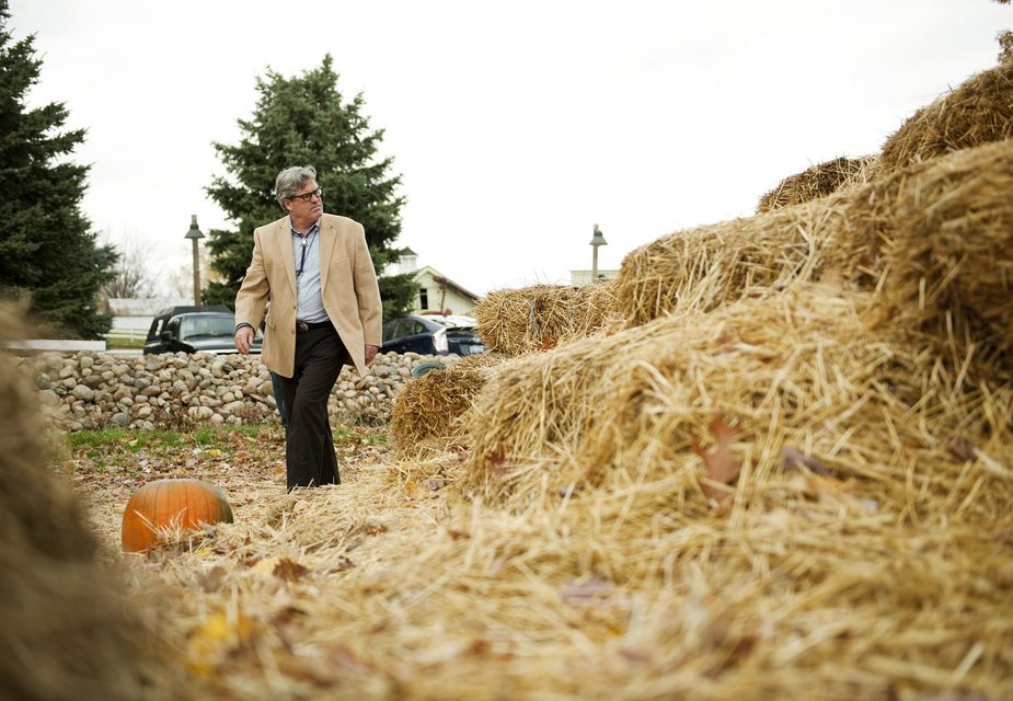 Judge rules Jenny's Market straw maze can stay - for now