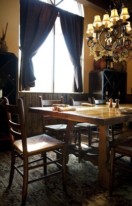 Popular Paesano Restaurant and Wine Bar gives the people what they want