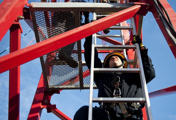 Rescue team simulates crane rescue on downtown Ann Arbor high-rise