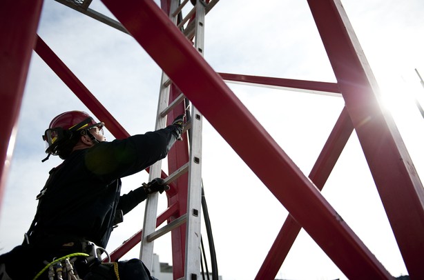 Rescue team simulates crane rescue on downtown Ann Arbor high-rise