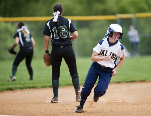 Saline softball wins program's first regional title with 4-2 win over ...