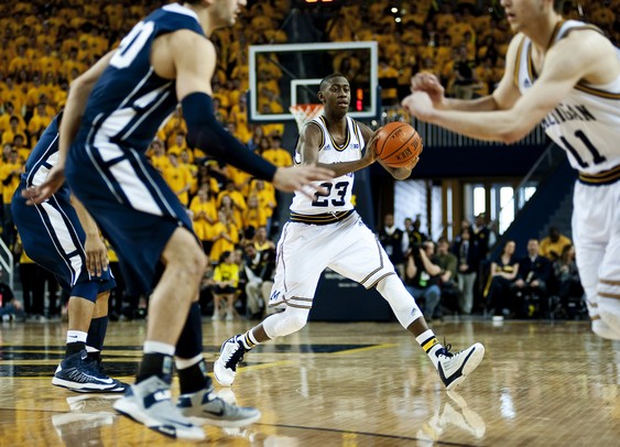 Images from the Michigan basketball team's 79-71 win over Penn State
