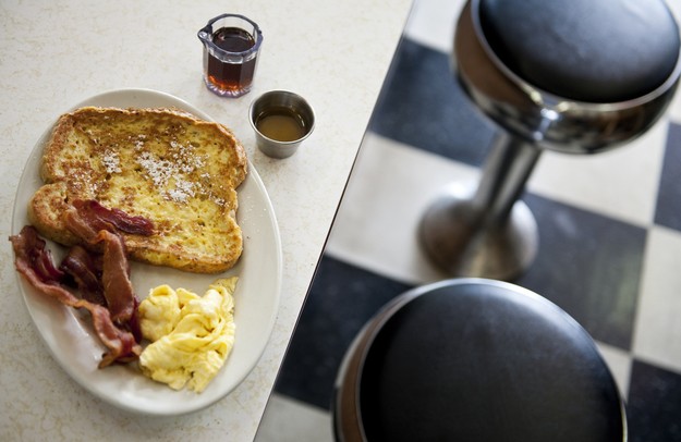 Wolverine Grill offers well-done diner fare at bargain prices