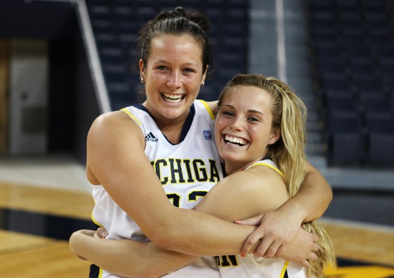 Images from the Michigan men's and women's basketball teams' media day