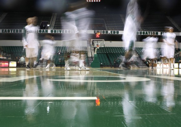 Images from the Eastern Michigan basketball team's win over Rochester ...