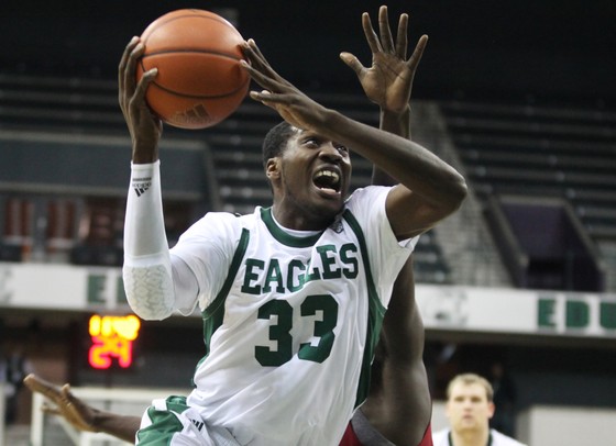 Images from the Eastern Michigan basketball team's win over Rochester ...